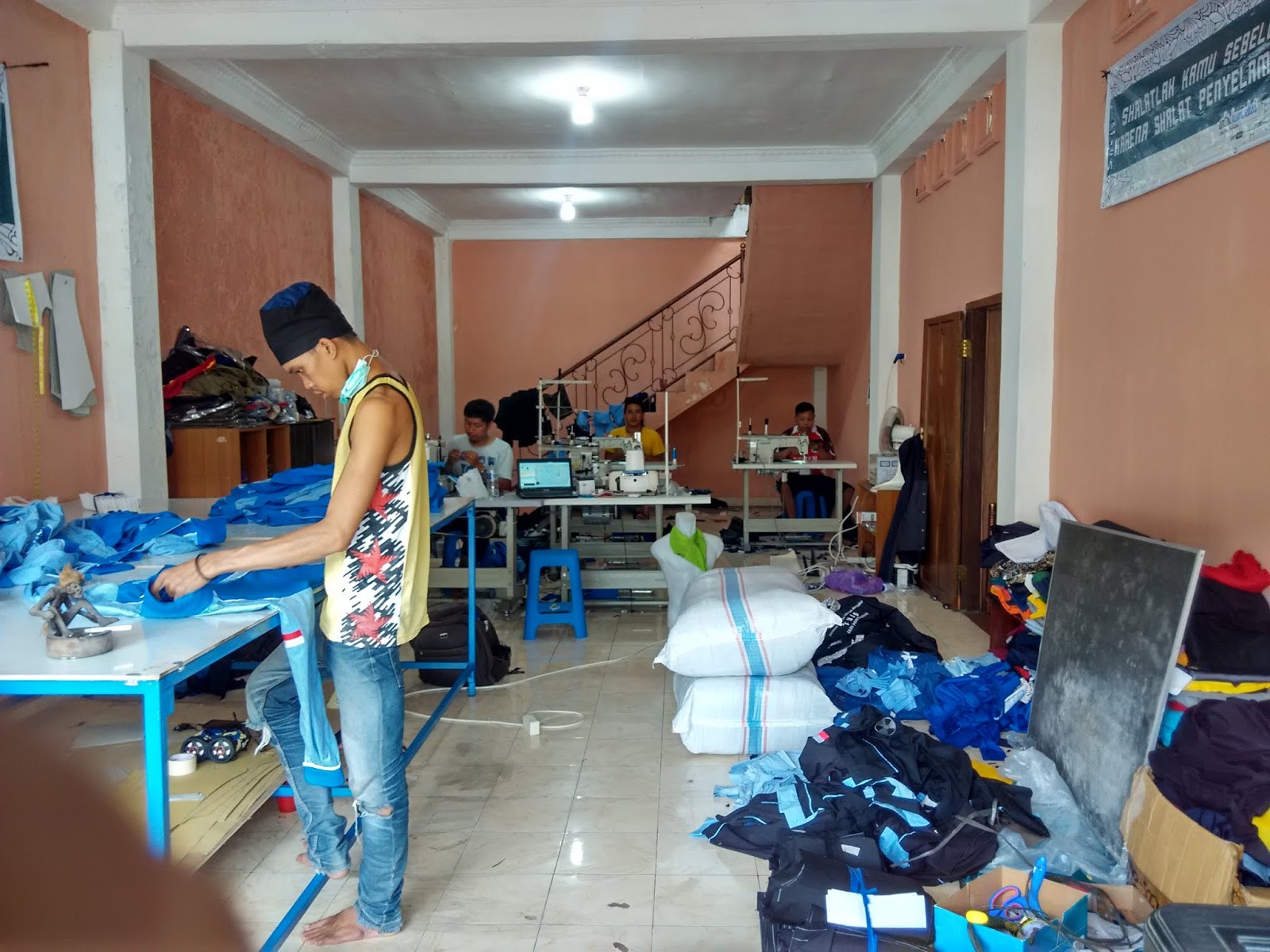 Konveksi Baju adalah - 0856-333-0071 Konveksi dan Bordir