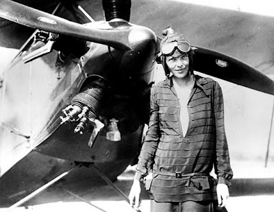 Un lugar con ilusiones: Una leyenda: Amelia Earhart