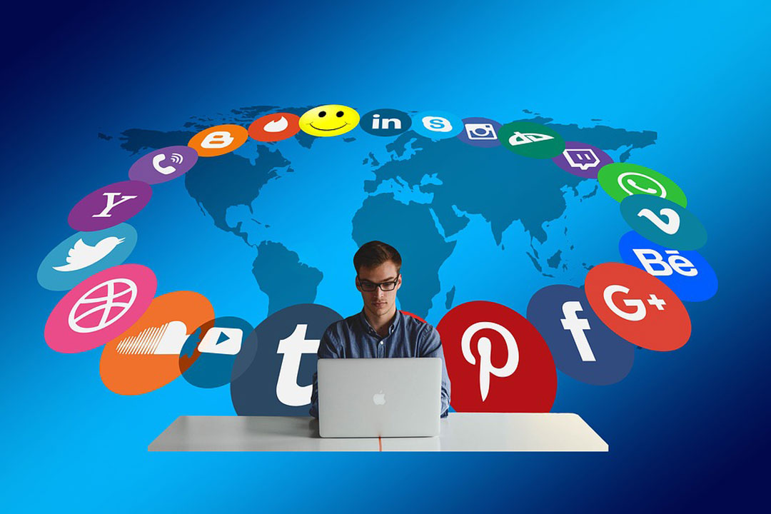 Redes Sociales: Redes Sociales alrededor del mundo