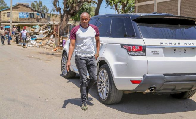 Wananchi Kenya Walivyokasirishwa na Picha ya Jaguar Kwenye Range Rover ...
