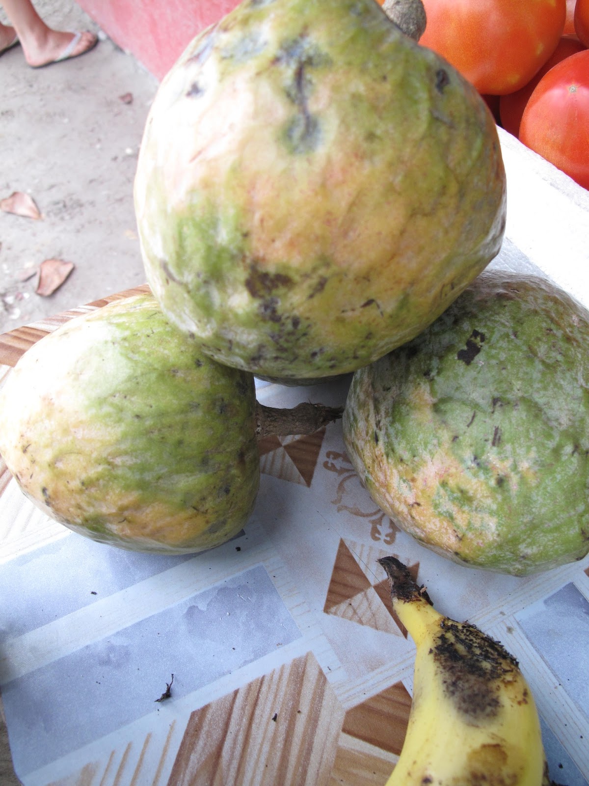 Strange Fruits: Tamarind Or Tambran Pods & Three Cheers for Fruit ...
