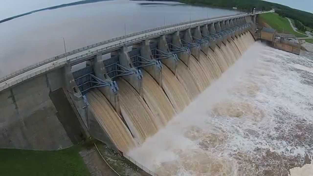 Industrial History: Tainter or Radial Gate