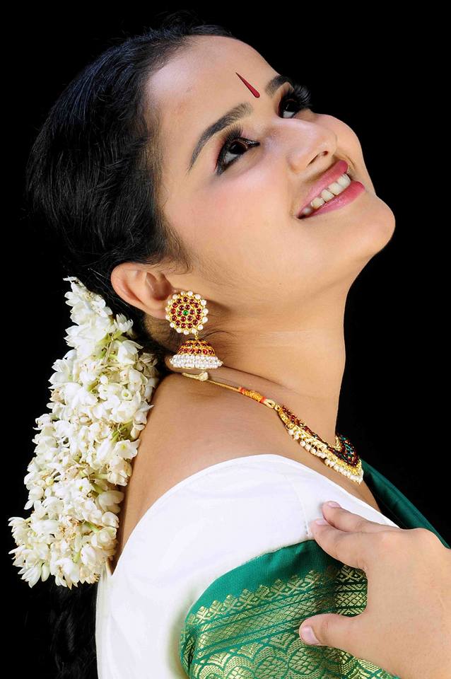 MALAYALAM SERIAL ACTRESS: Angel Mariya Joseph