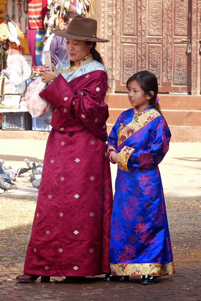 Local style: Tibetan and Sherpa costumes at Lhosar celebration