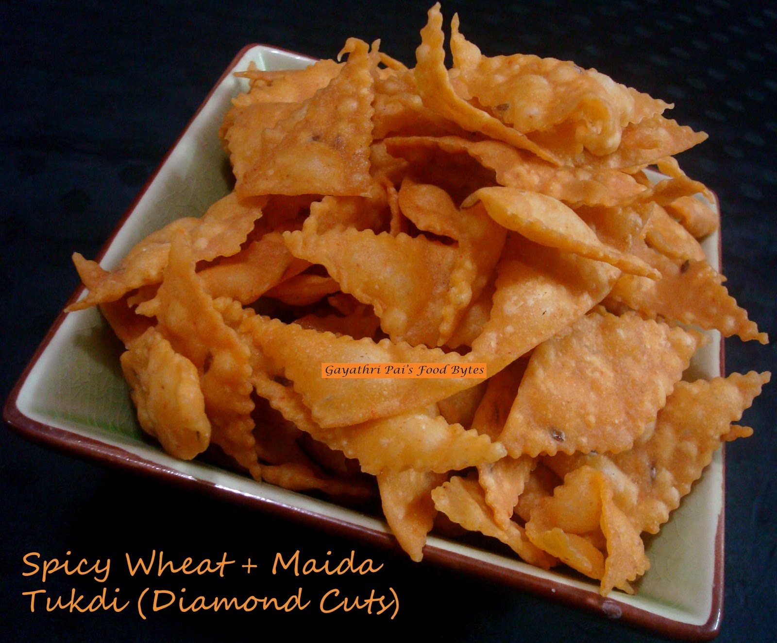 Gayathri Pai's Food Bytes: Spicy Wheat ~ Maida Tukdi (Diamond Cuts).