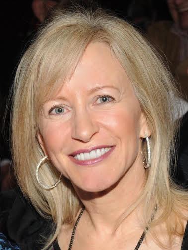 Chick Lit Central: Meredith First is the "Apple" of our eye...plus a ...