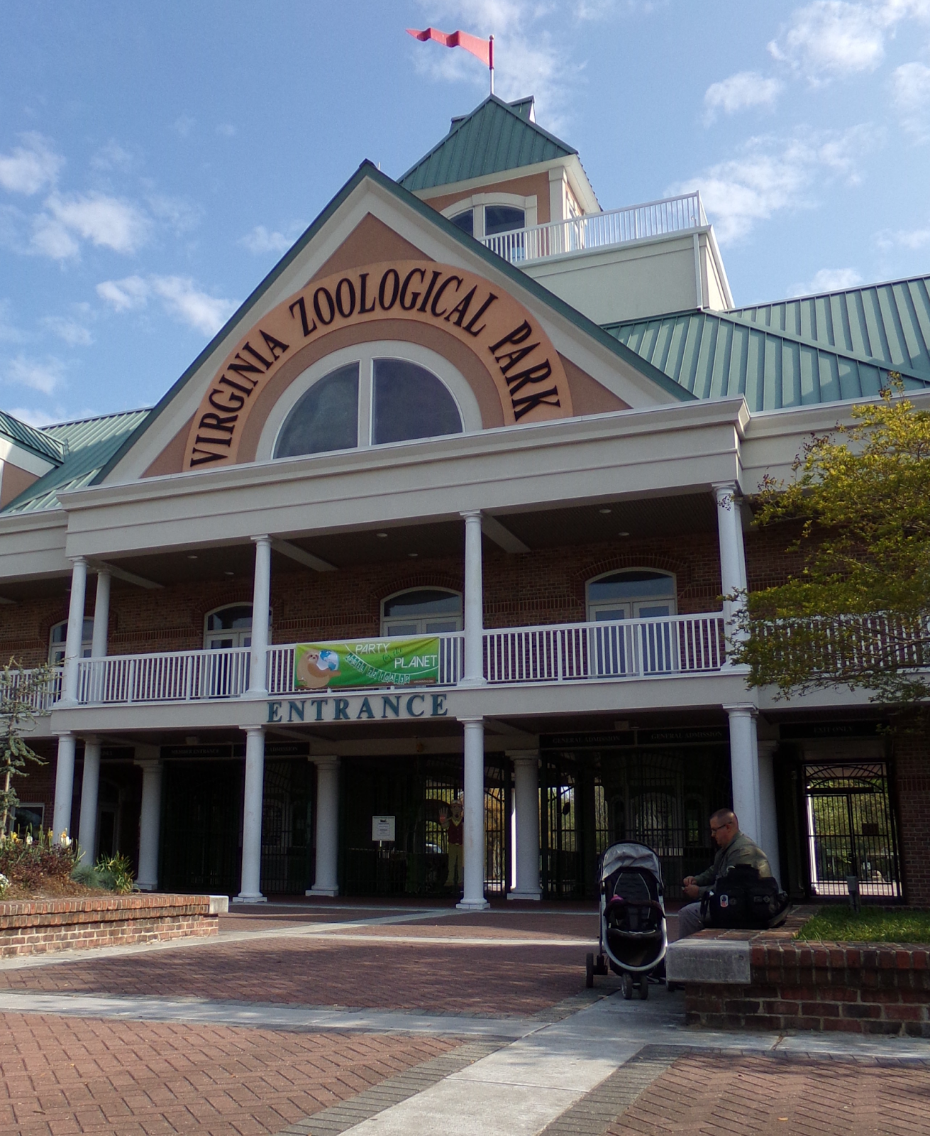 randuwa: Virginia Zoological Park, part 1: Main Entrance