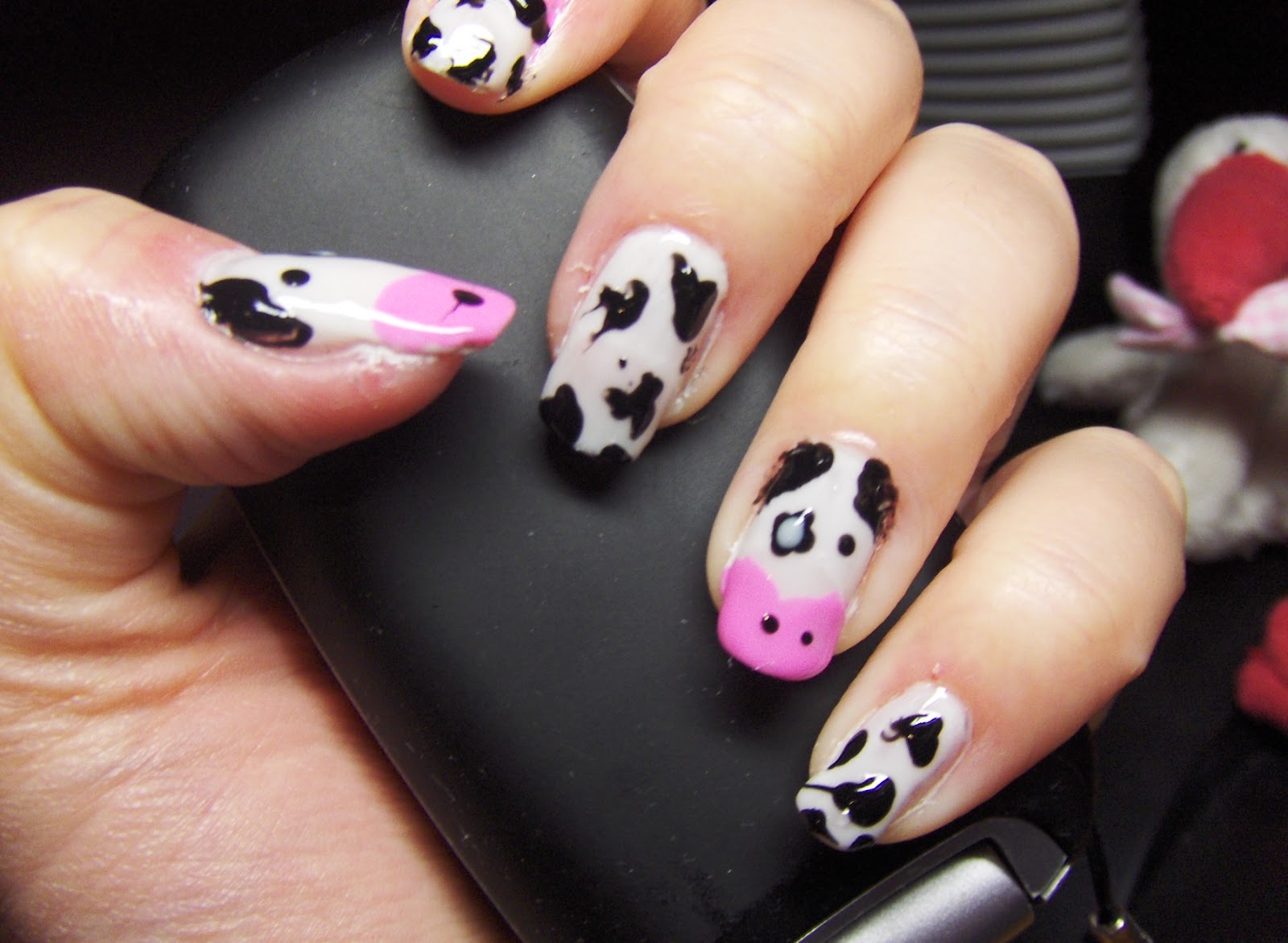 DIY Sessy style: DIY cute & easy Cow Print nails