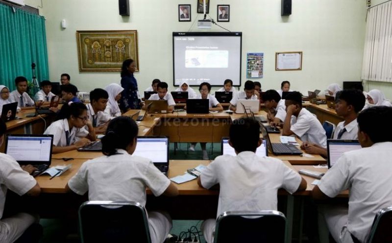 Teknologi Jadi Bagian Penting dari Pendidikan - Sekolah Daring