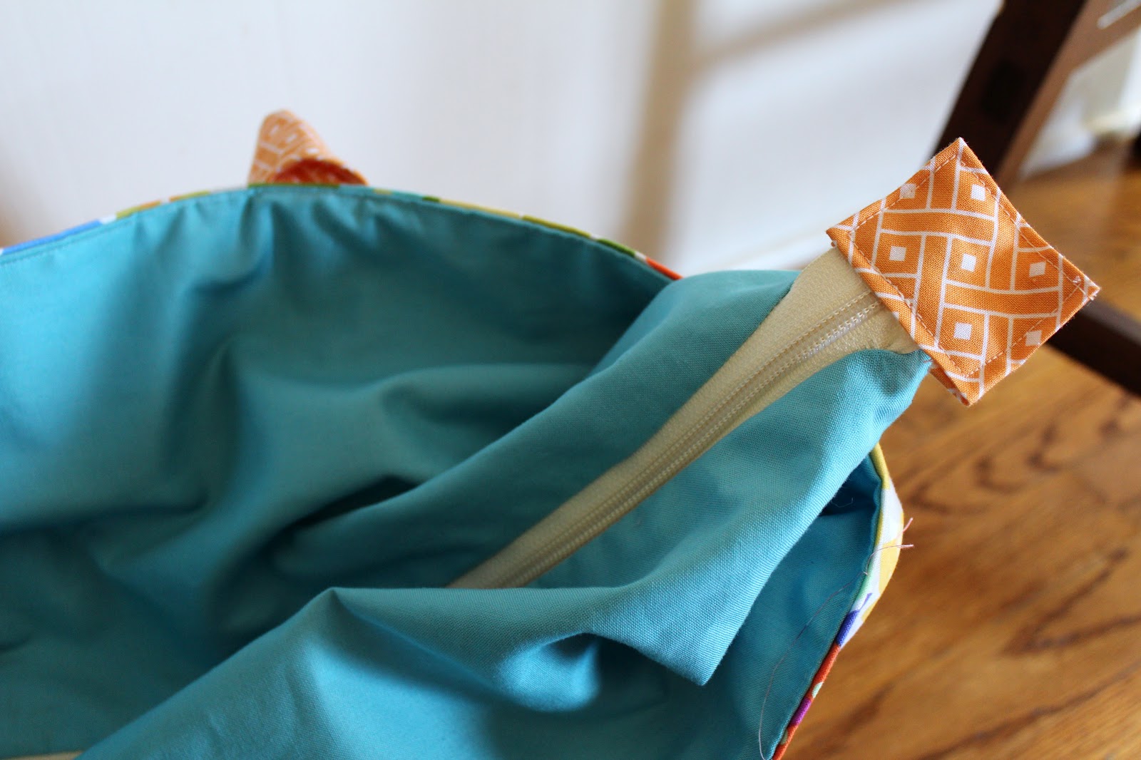 Purse Palooza :: Pattern Review: Anna Maria Horner Art Student Tote ...