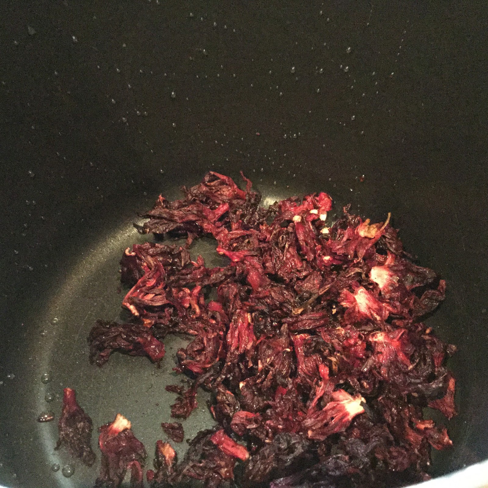 Aftrad Village Kitchen: Sobolo/Zobo/Bissap/Hibiscus Drink