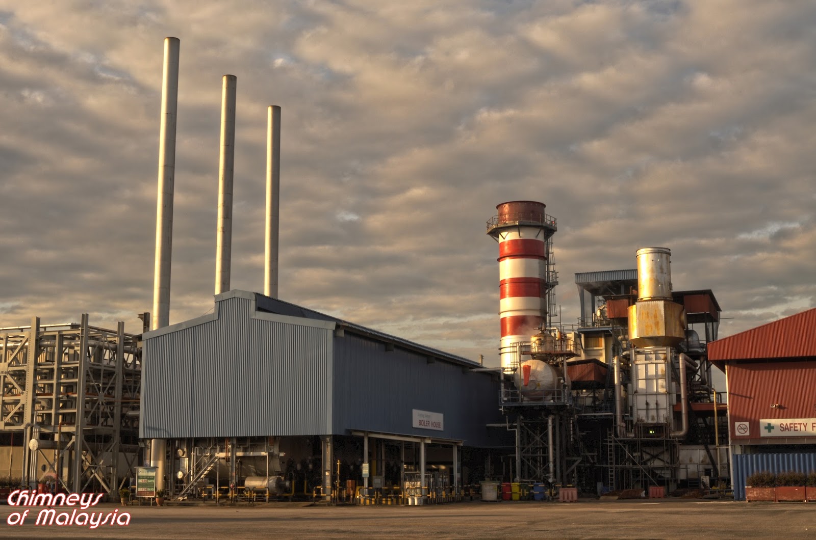 Chimneys of Malaysia: Chimneys of Genting Sanyen Power