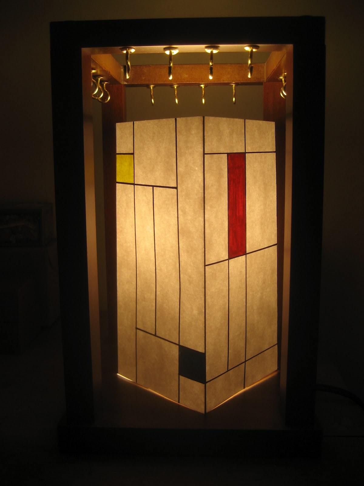 Chuck Does Art: Mission Style Jewelry Rack/Box Lamp!