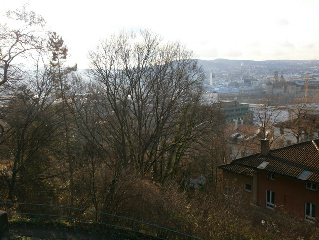 Wege in der Region Stuttgart: Der Eugensplatz in Stuttgart-Mitte mit ...