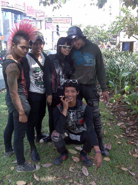 Monster Bego: Arti Punk Sesungguhnya