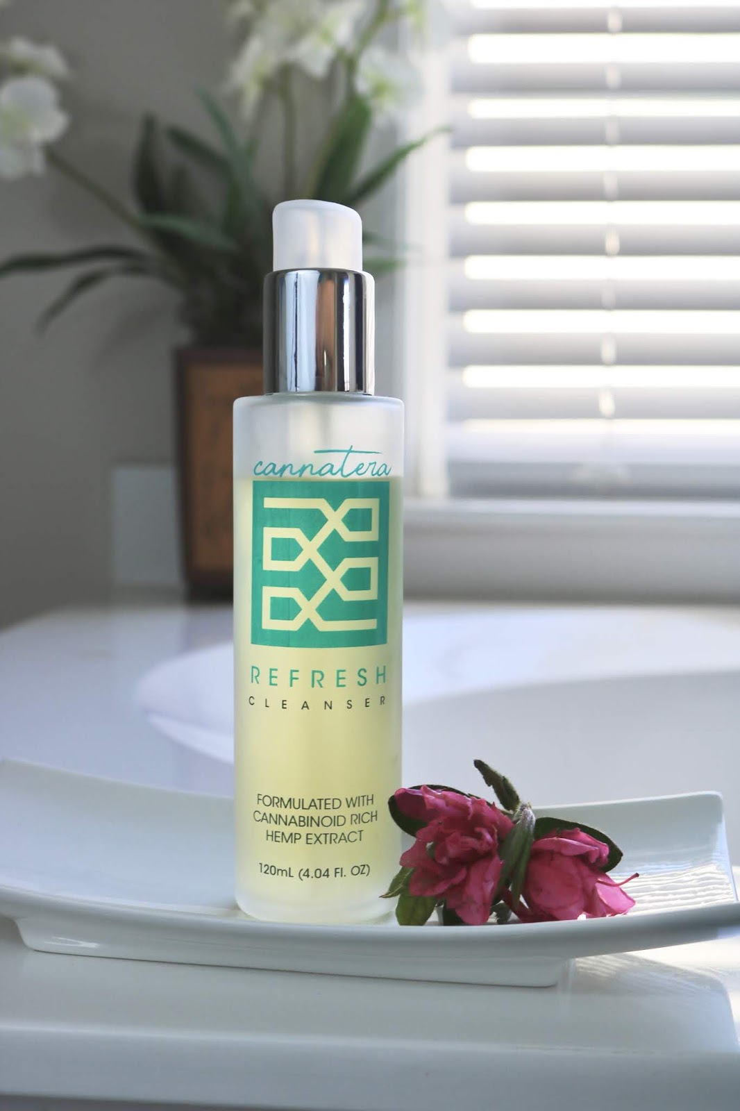 Why Cannabis is beneficial in skin care with Cannatera #CBD