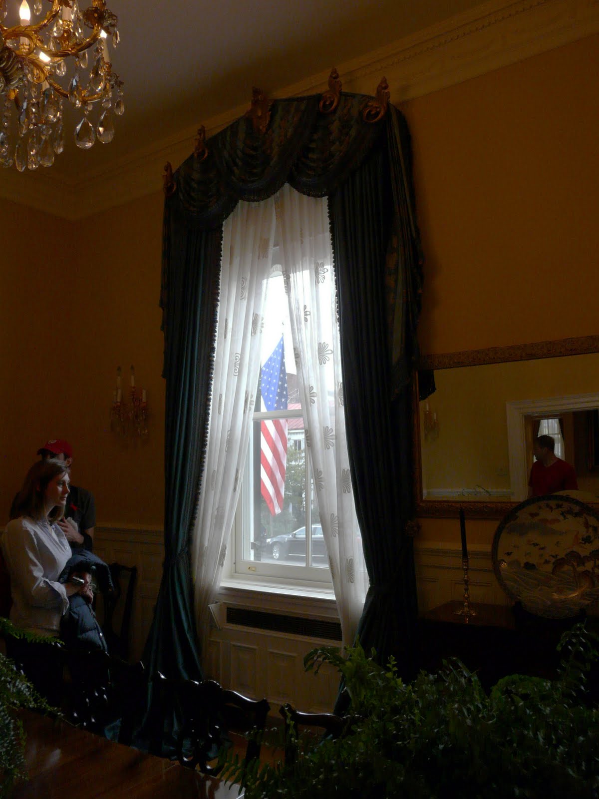 Tuxedo-moon: Tour of the Marine Commandant's Home
