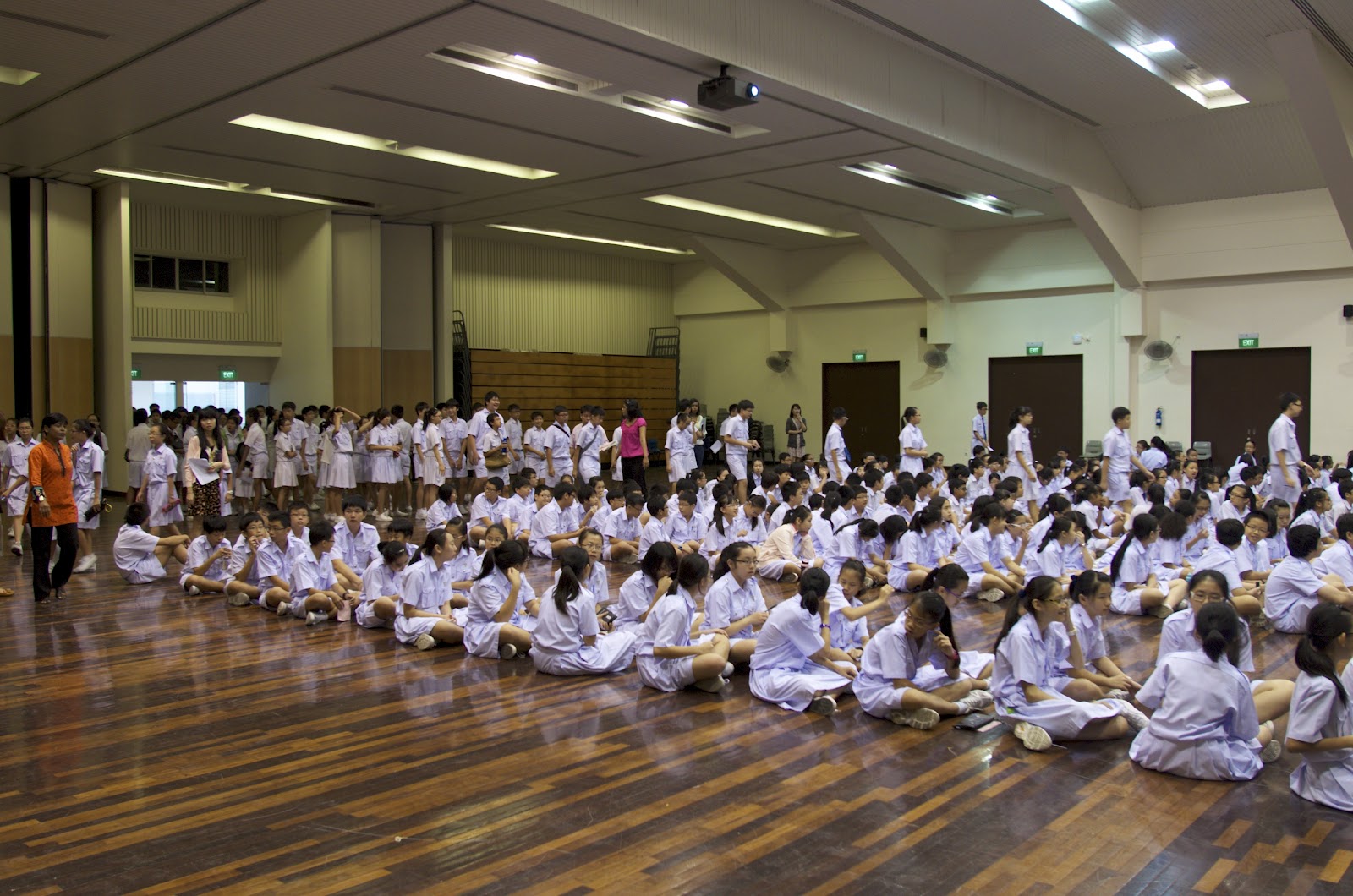 EMRS: Outreach event at Chung Cheng High Yishun Secondary School