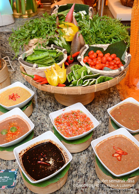 CHASING FOOD DREAMS: Melting Pot Café Buka Puasa Buffet @ Concorde ...