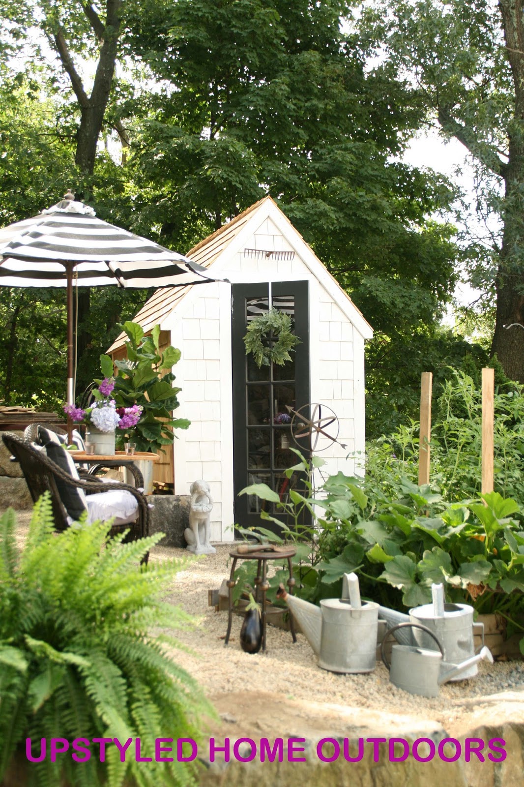 Maison Decor: My ugly backyard turned dream space lands the cover!