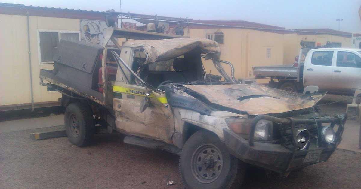 Mining Mayhem: Bogger Into Ute