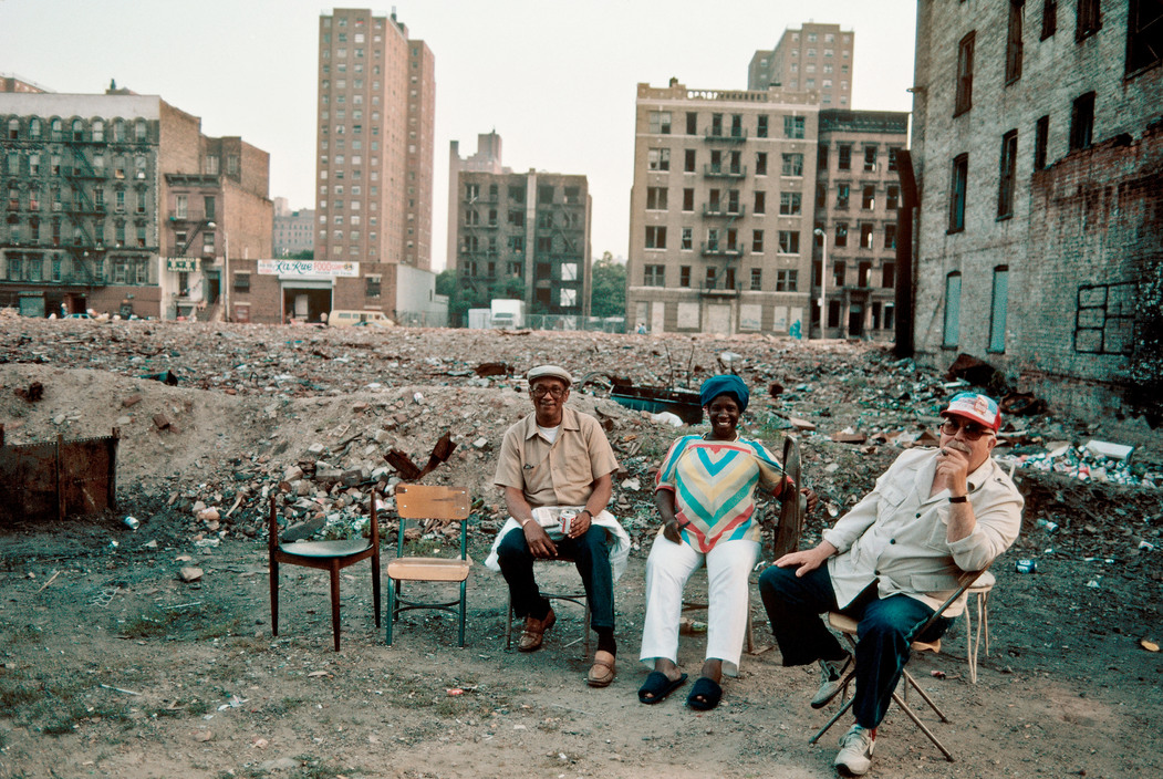 44 Amazing Photographs That Capture Daily Life in New York City in 1983 ...