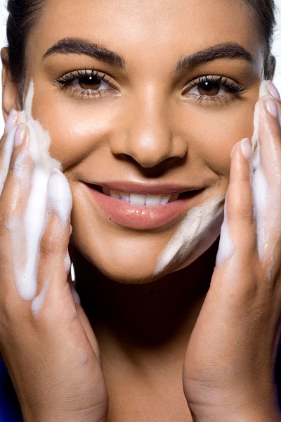 TOZALI: Common mistakes you make while washing your face