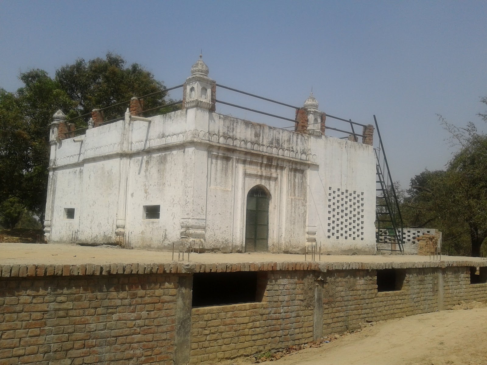 Wirasat - Pargana Chail- Allahabad: April 2012