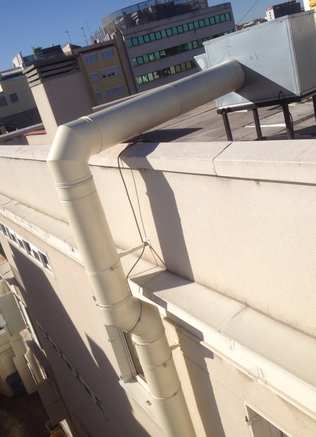 Salida de humos, instalador salidas humos y tubos chimeneas, campanas ...