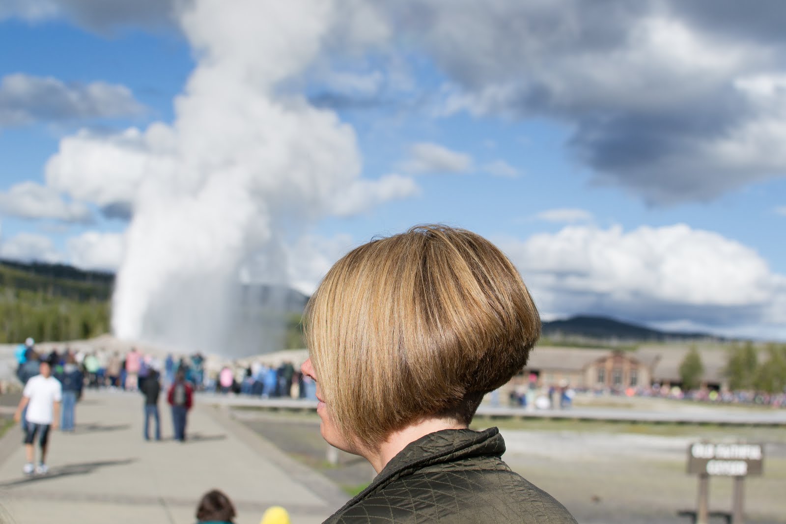 Celebrity Hairstyle: Mrs. Cool Bobs Styles