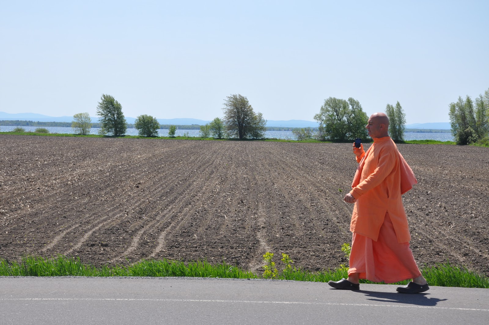 The Walking Monk: Monks on the Road