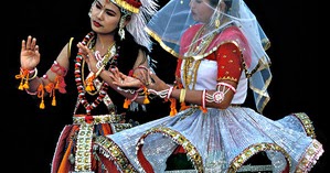 Raas : Manipuri raas leela
