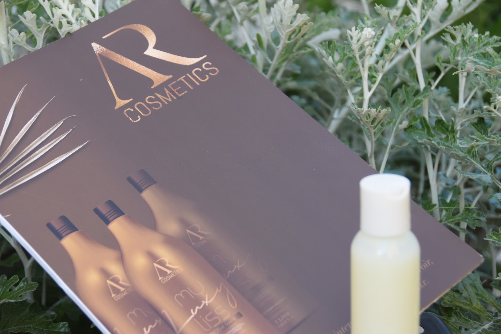 AR COSMETICS – Sarah Modeee