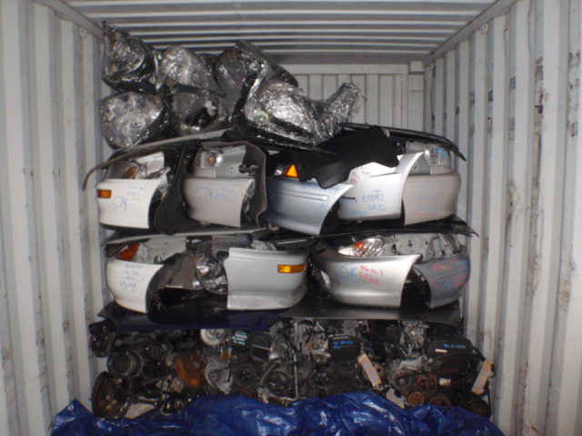 Container in Progress: 20ft Container with Used Engines & Auto Parts ...