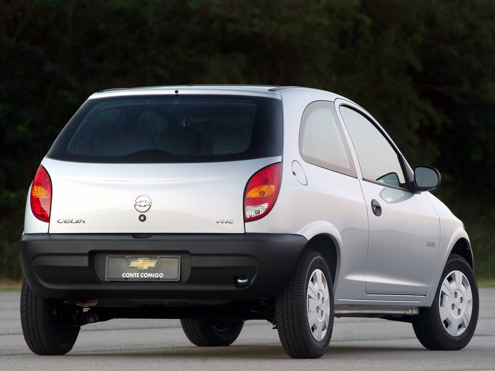 Chevrolet Celta 1.0 2001: fotos, preços e consumo