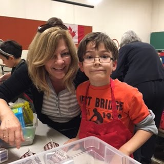 Division 4: Lunch monitor