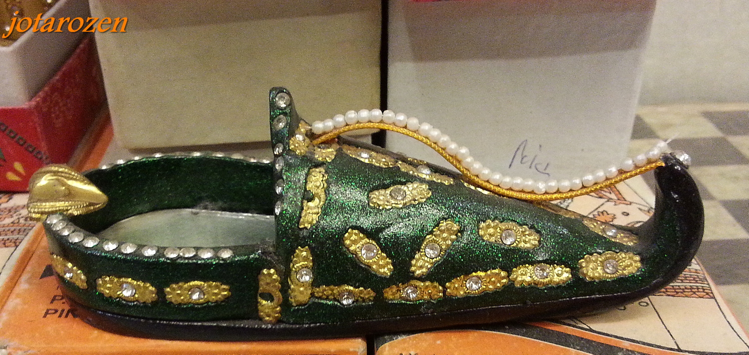 Footsteps - Jotaro's Travels: Photo Gallery - Indian Art