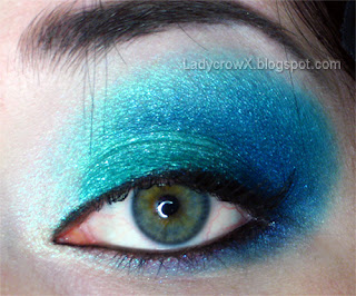 The Crow and the Powderpuff | A Creative Makeup & Beauty Blog: Azure ...
