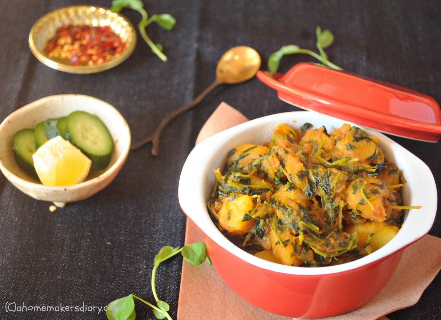 Alu Methi (Potato and fresh Fenugreek leaves curry) - A Homemaker's Diary