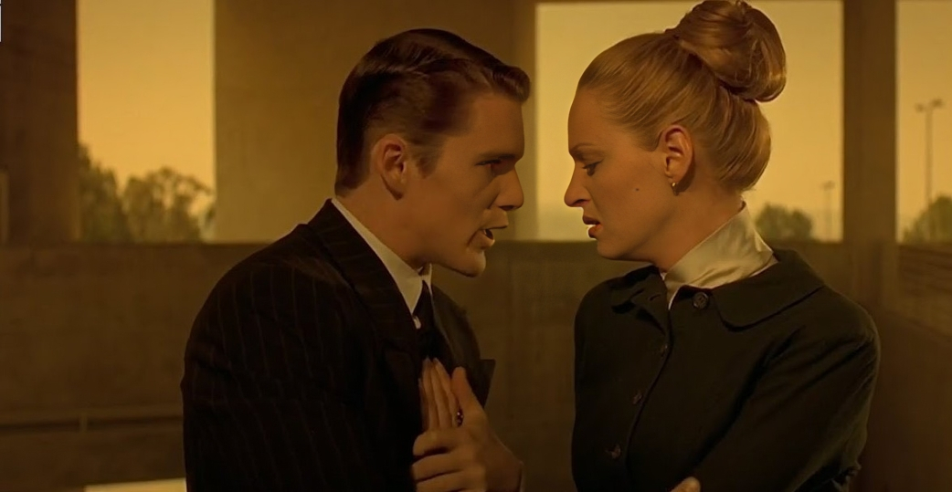 Dez casais da ficção científica — Momentum Saga