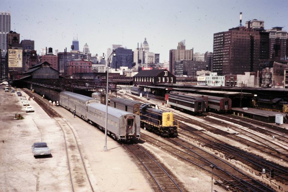 Towns and Nature: Chicago, IL Depot: Dearborn Station