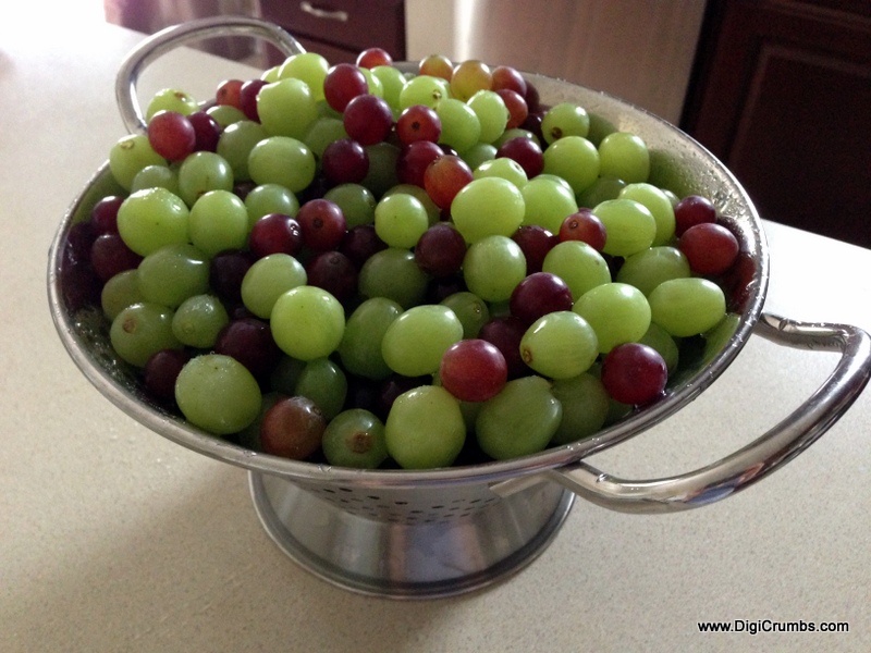 DigiCrumbs: Frozen Grapes - Healthy Summer Snack