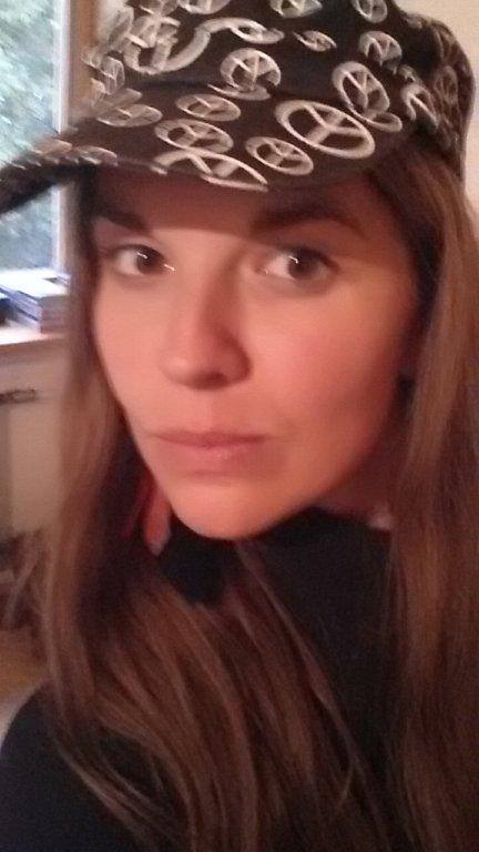 Skaitymo valandos: Rebeka Una „Atjunk"