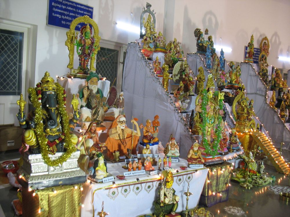 2016 Navaratri Kolu Display at Yogi Ramsuratkumar Ashram - ARUNACHALA GRACE