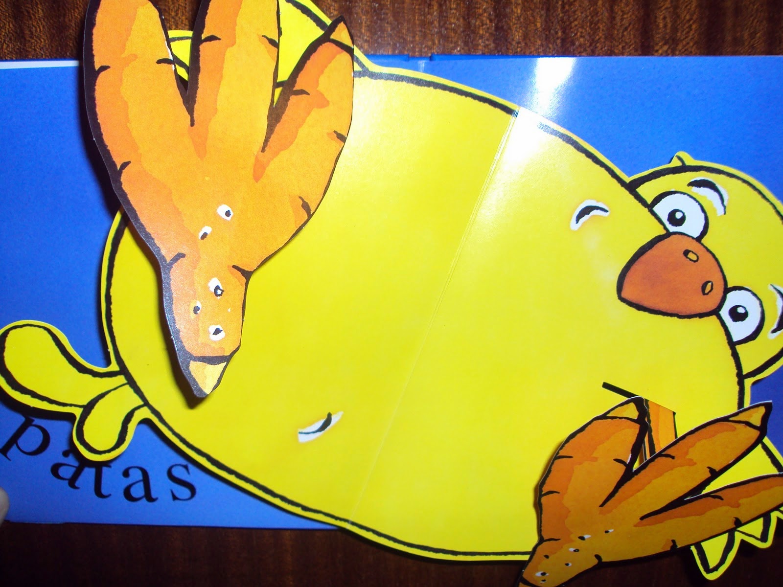 TE CUENTO MI MUNDO: EL POLLO PEPE (NICK DENCHFIELD y ANT PARKER)