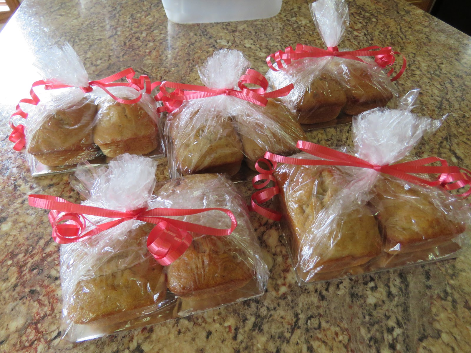 Mini Banana Bread Loaves All Wrapped Up