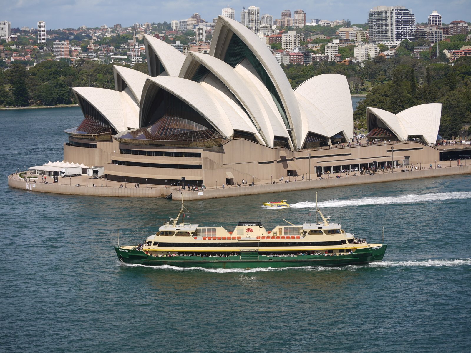 The 'Manly Ferry' blog: Tourists For A Day