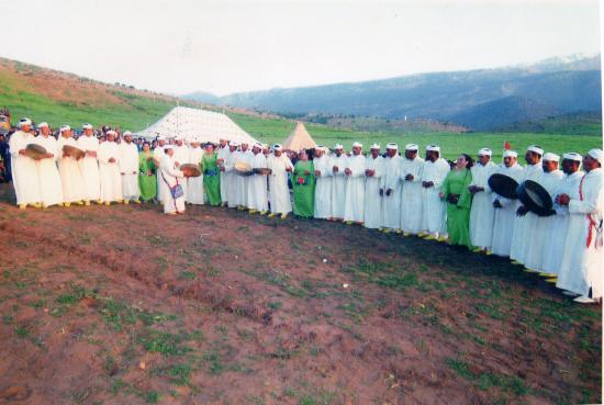 AHIDOUSE DANCE ~ tourist guide in Morocco