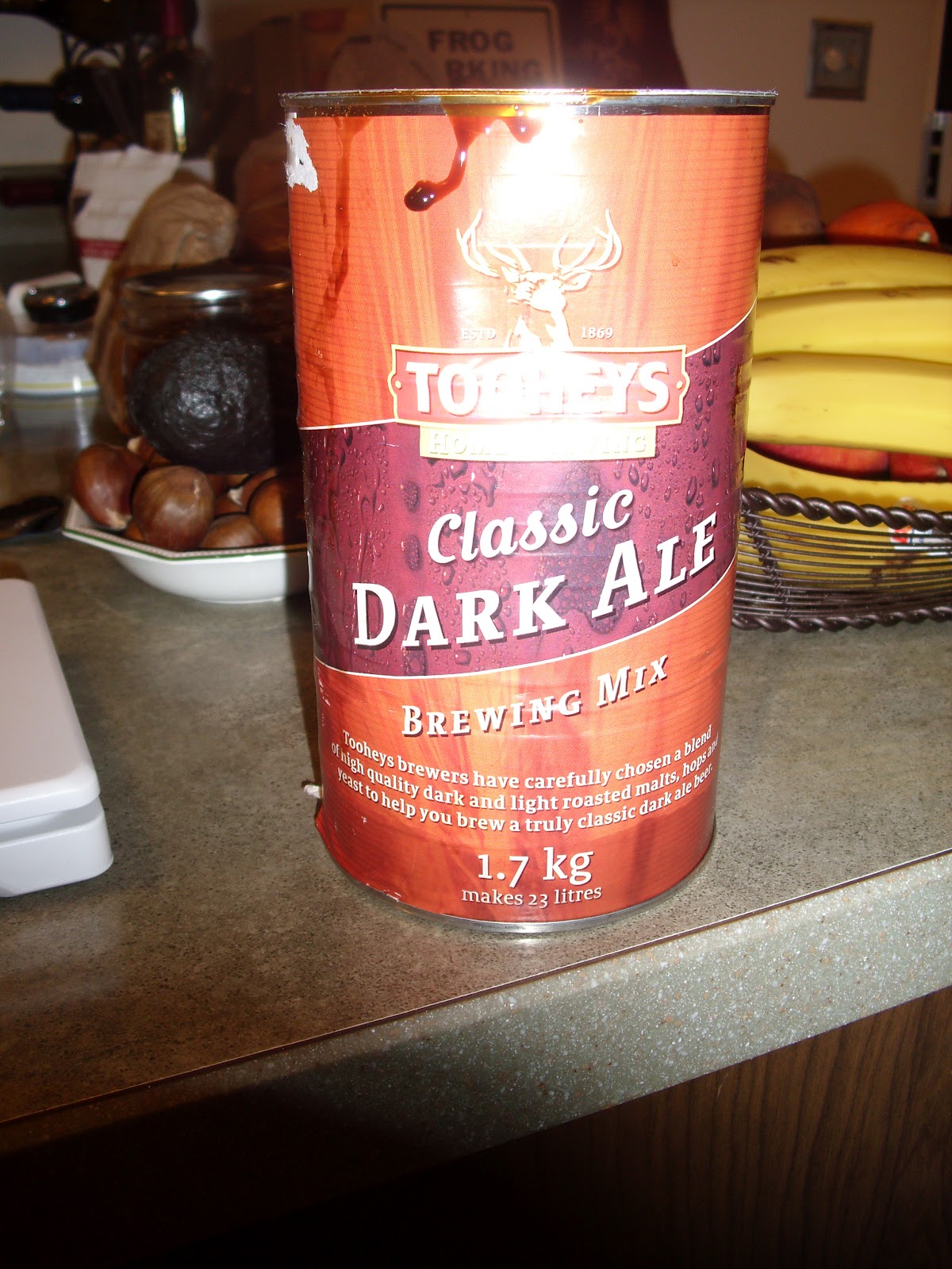 Becoming a BrewMistress: 02-19-12 - Classic Dark Ale - Toohey's