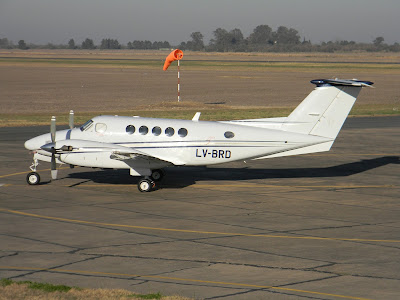 AEROPUERTO SAUCE VIEJO-SANTA FE-ARGENTINA: LV-BRD Beech Super King Air ...